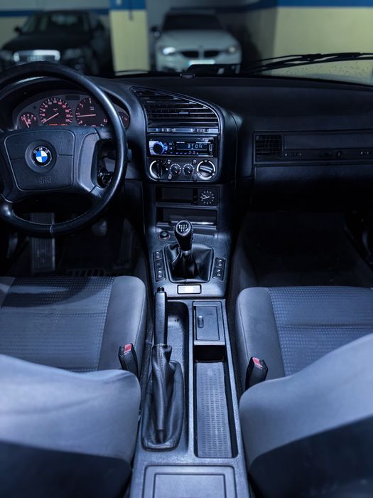 BMW E36 318tds Nacional Fânzeres E São Pedro Da Cova • OLX.pt