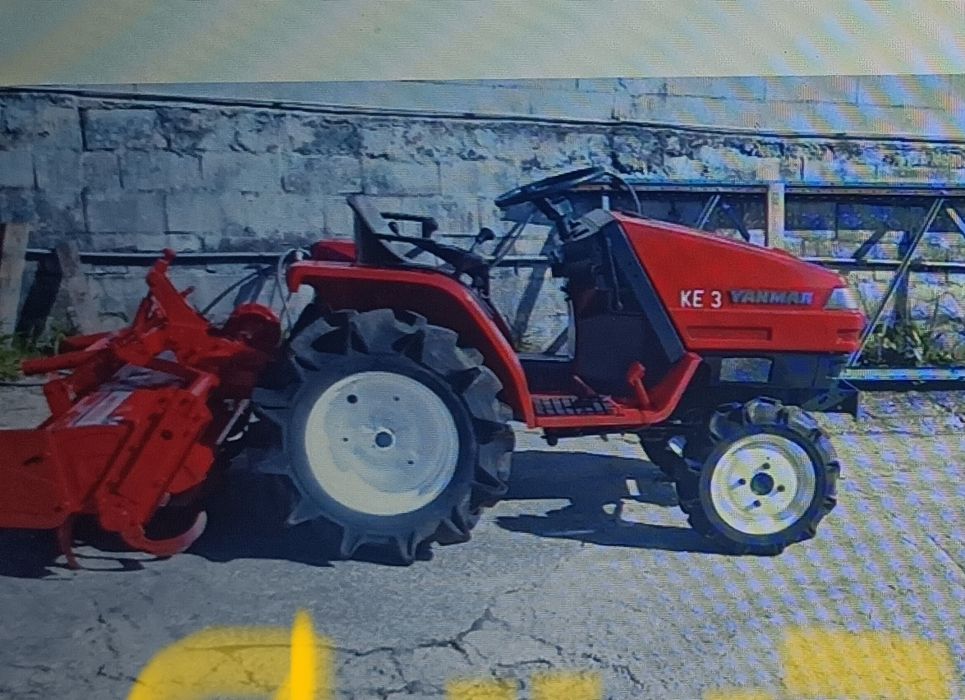 Trator Yanmar ke3 Pinhal Novo • OLX.pt