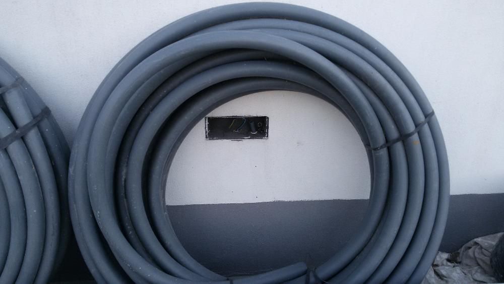 Tubo Isogris 50mm com guia. Novo. Fernão Ferro • OLX Portugal