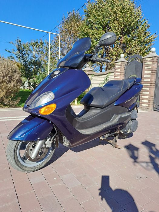 Продам Yamaha majesty 150: 550 € - Мопеди / скутери Чернівці на Olx