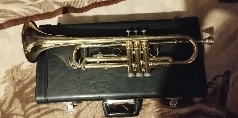 Trąbka Bb Yamaha YTR 4320E Made in Japan Futerał + Ustnik DR21-032 ...
