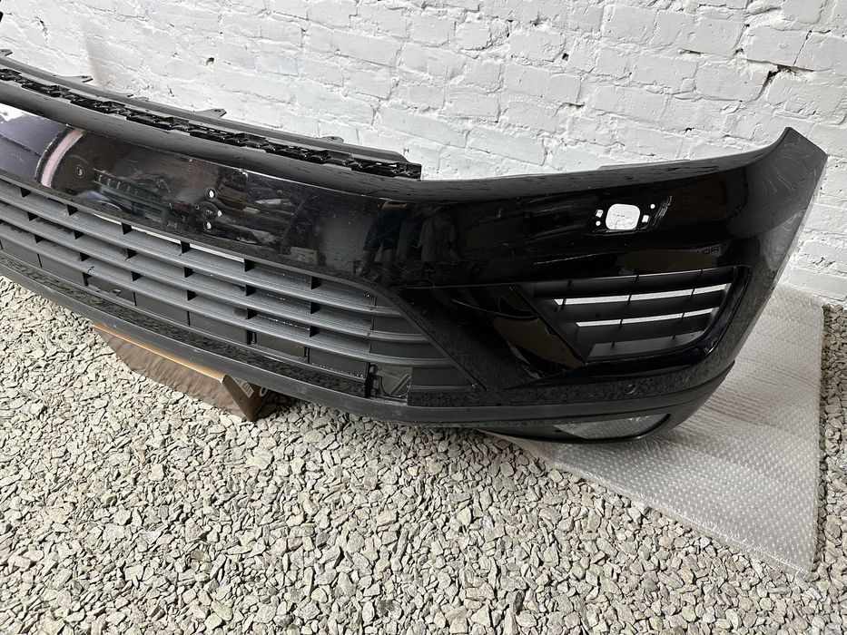 Бампер Volkswagen touareg 2 рестайл 7P6807221: 29 000 грн. - Бампери ...