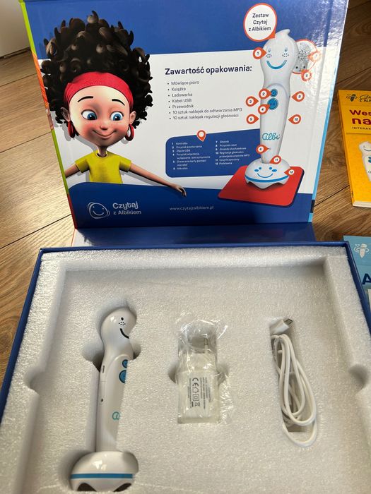 Rezerwacja Albik Wesoła nauka pióro + miarka + atlas świata SUPER STAN ...