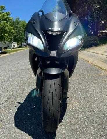 2016 KAWASAKI ZX1000 R: 4 200 $ - Мотоцикли Львів на Olx
