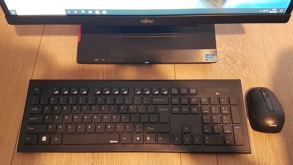 Komputer 23" FUJITSU x923 AIO i3 4170T 8G DDR3 500G klawiatura myszka ...