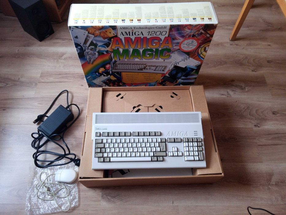 Amiga 1200HD Escom.Amiga Magic. Pierwszy Własciciel Więcbork • OLX.pl