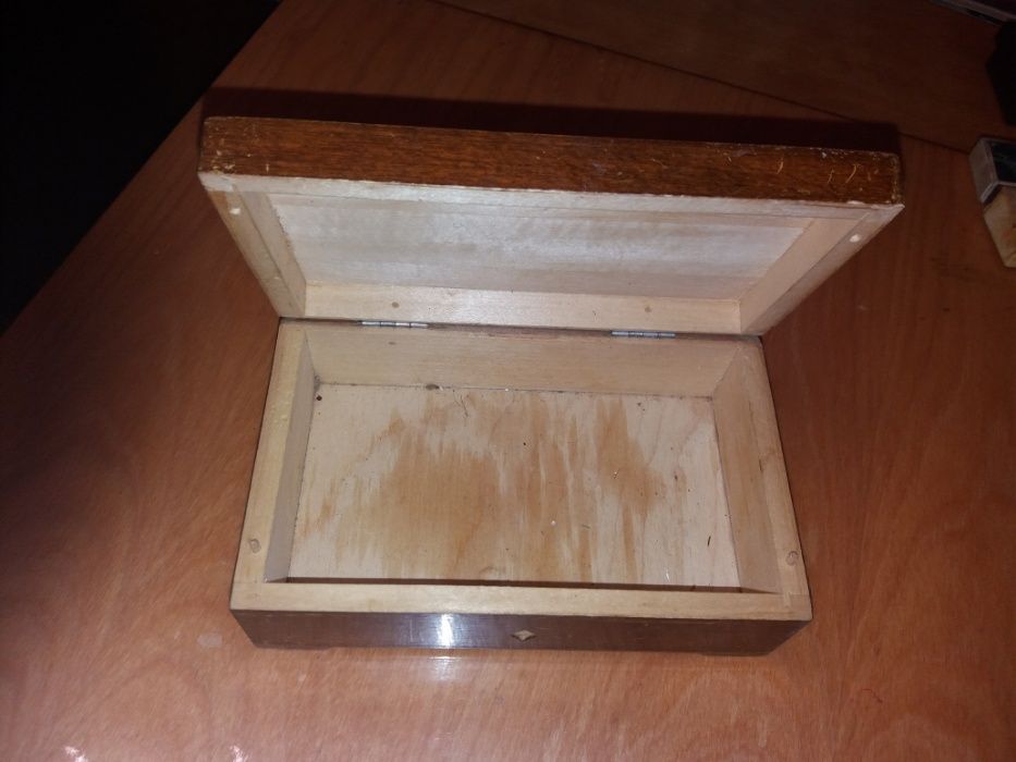 Шкатулка деревянная СССР Шкатулка резьблённая 80 грн Поделки рукоделие Киев на Olx