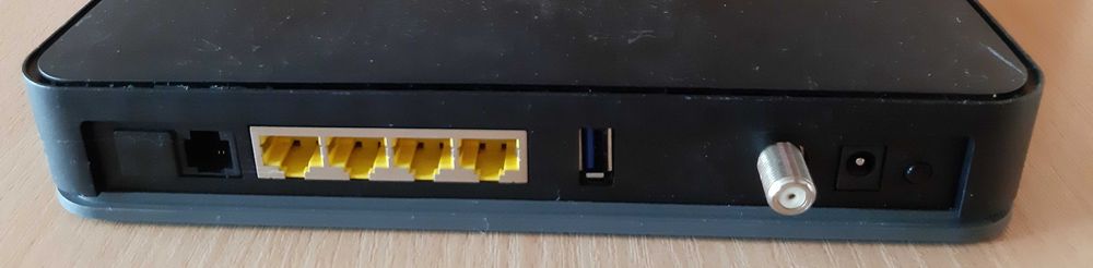 Роутер NETGEAR CG3000 DOCSIS 3.0 Wireless-N: 220 грн. - Периферійні ...