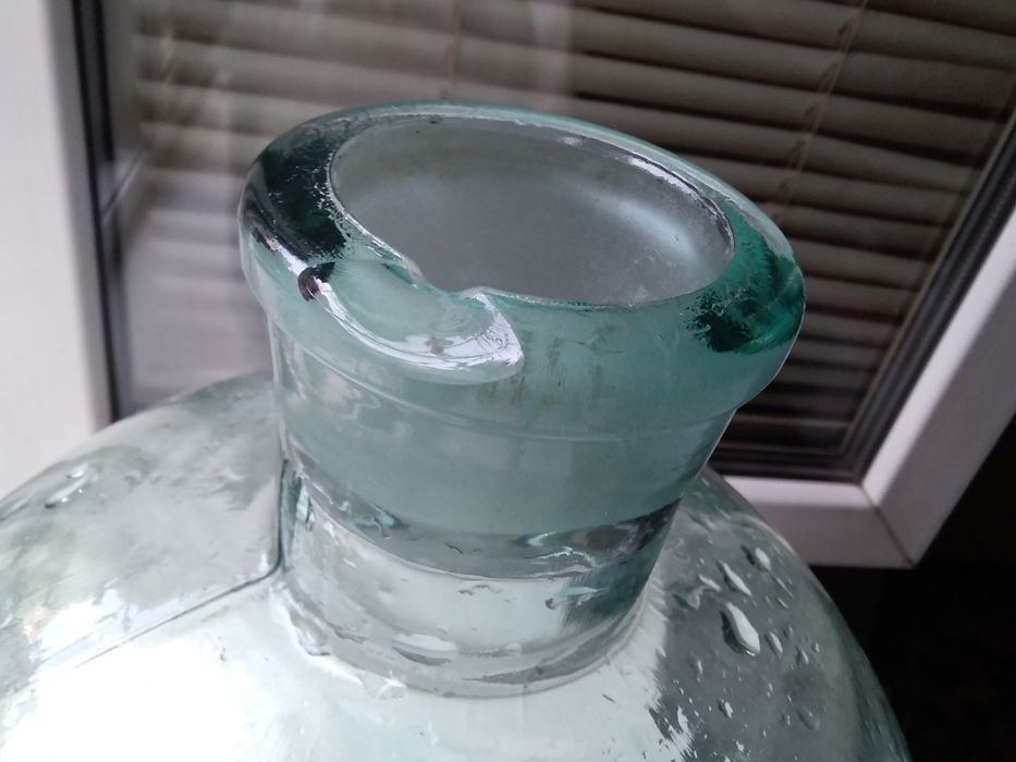 Бутыль 10 литров (старый, б/у): 220 грн. - Колекціонування Дніпро на Olx