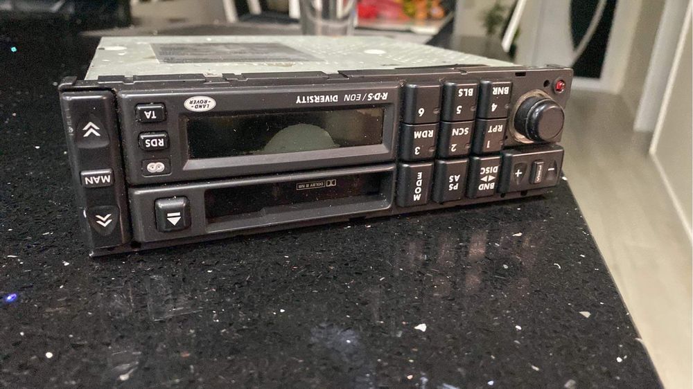 Radios originais P38 Range Rover Ribeira Grande (Matriz) • OLX Portugal