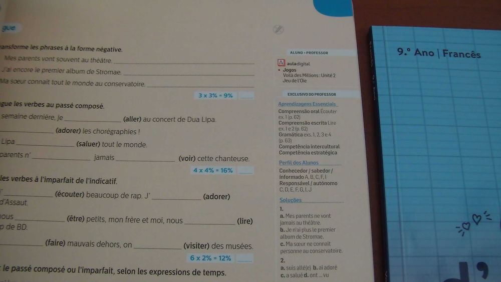 Voilà! 9 - Francês 9.º ano Manual com caderno (Professor) Lisboa • OLX.pt
