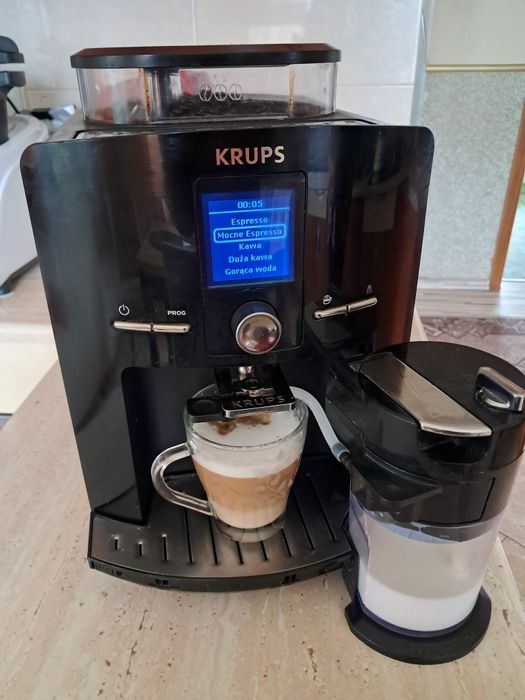 Ekspres ea9298 krups sprawny z mankamentami Strażów • OLX.pl