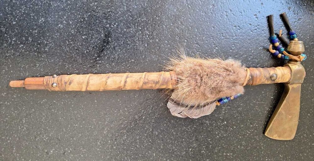 Oryginalny Tomahawk Apache z Arizony Poznań Strzeszyn • OLX.pl