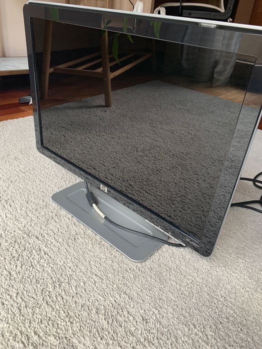 Monitor HP w1907v Loures • OLX Portugal
