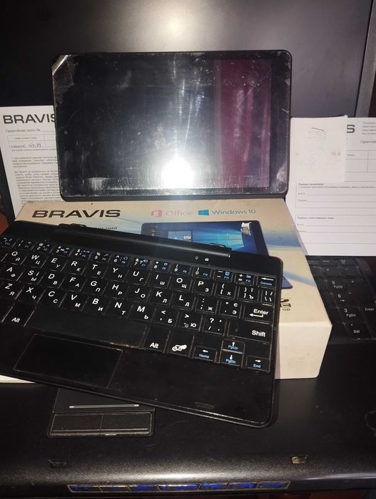 Планшетний персональний комп'ютер з модулем 3G Bravis: 1 000 грн. - Планшетні комп'ютери Малин ...