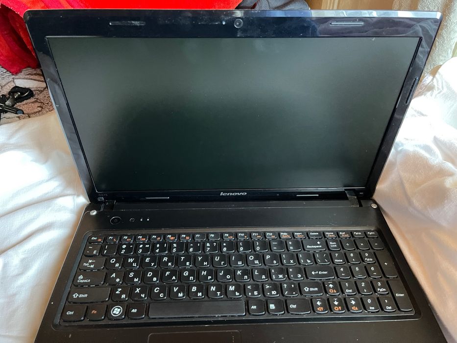 Ноутбук Lenovo G575: 2 100 грн. - Ноутбуки Рокитне на Olx