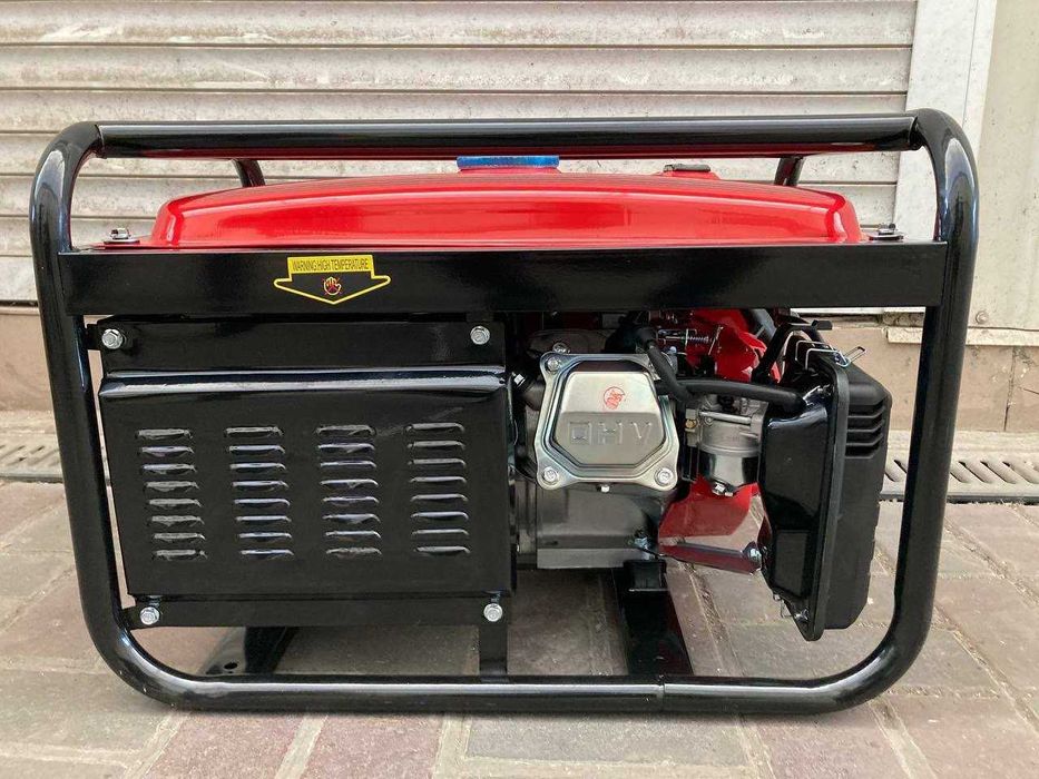 Бензиновый генератор HONDA 5500 ватт однофазный медь EM5500CXS 5.5 кВт ...