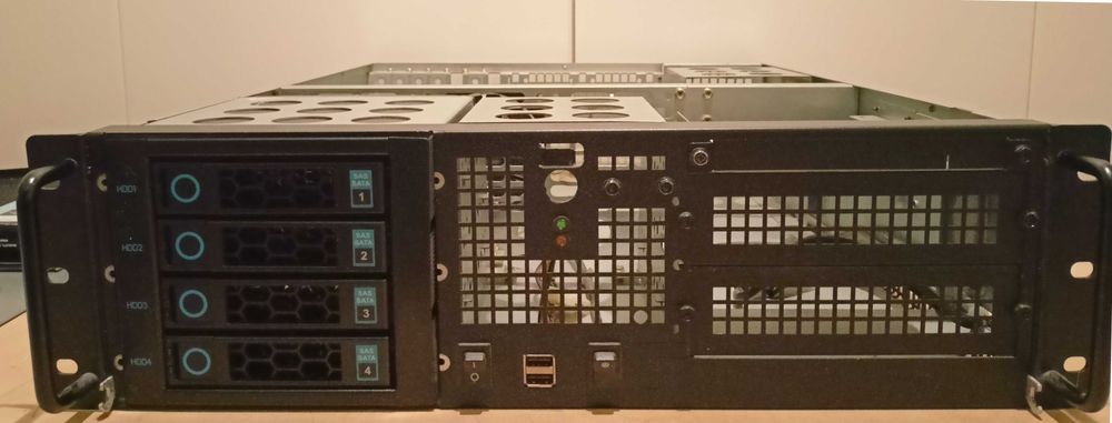 Obudowa Rack 3U + backplane Fantec 4x Hot Swap NAS/ Homelab Poznań ...