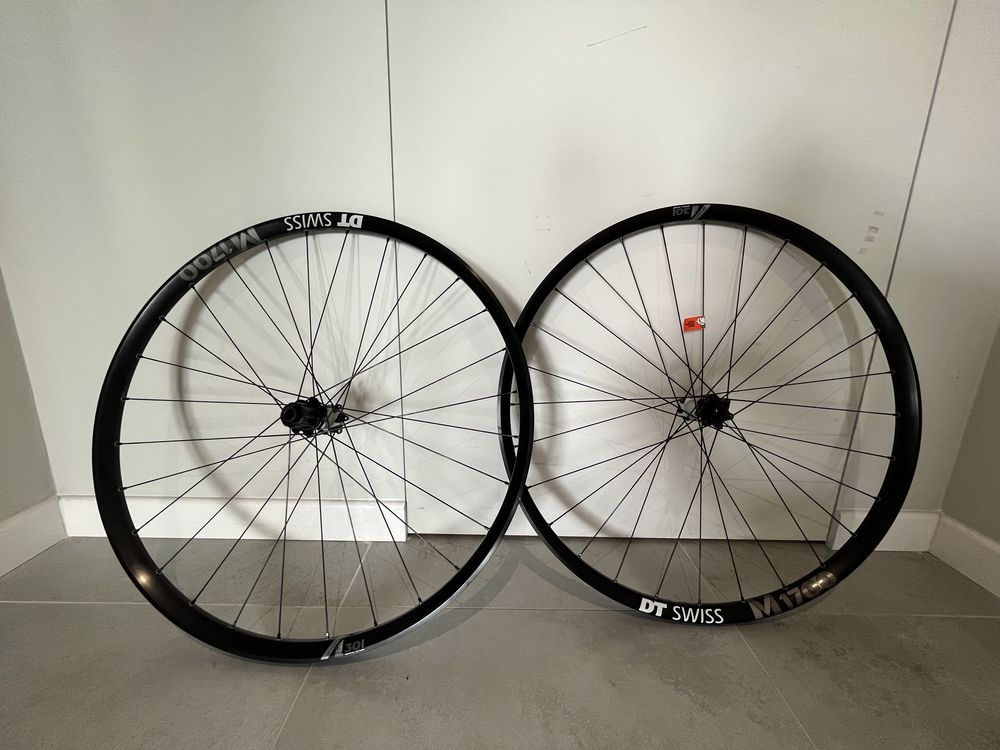 NOWE Koła DT Swiss m1700 Spline 30 29” wew 30 mm BOOST Gdańsk Brętowo ... NOWE Koła DT Swiss m1700 Spline 30 29” wew 30 mm BOOST Gdańsk Brętowo ...