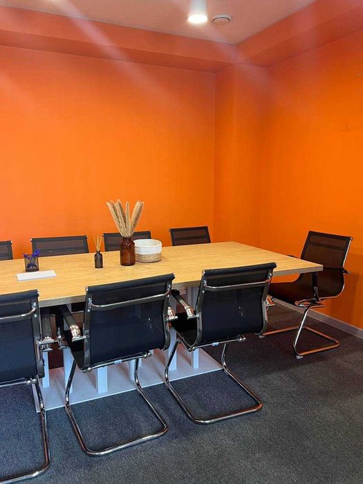 Крісла стільці столи офісні 300 грн Офісні меблі Київ на Olx