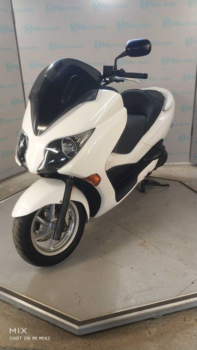 Акция Макси Скутер Honda Forza 250 MF 8MF 10: 2 000 $ - Максі-скутер Нова Долина на Olx