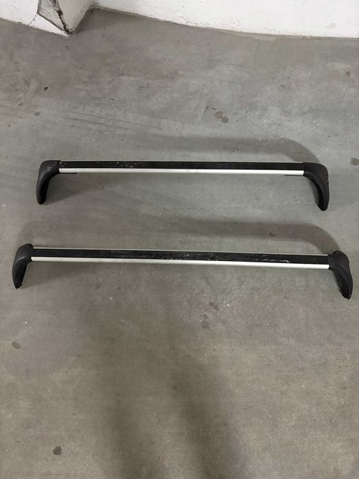 Barras Tejadilho Thule Polar 700 Santo António dos Olivais • OLX.pt
