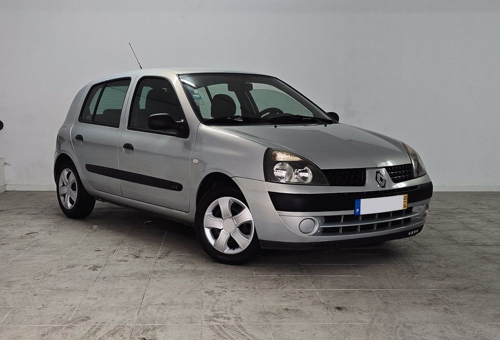 Renault Clio 1.2 16V Rio Tinto • OLX.pt