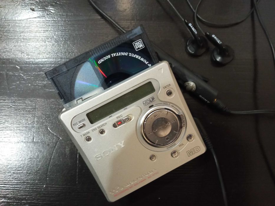 Walkman Sony MZ-R700 Portable Minidisc Recorder - stan bdb! Sprawny ...