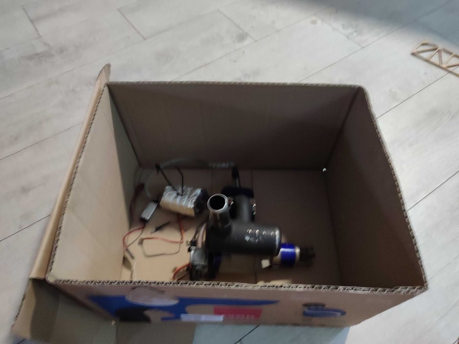 Silnik zdz 40 z zapłonem i wydechem rc Mikołów Borowa Wieś • OLX.pl