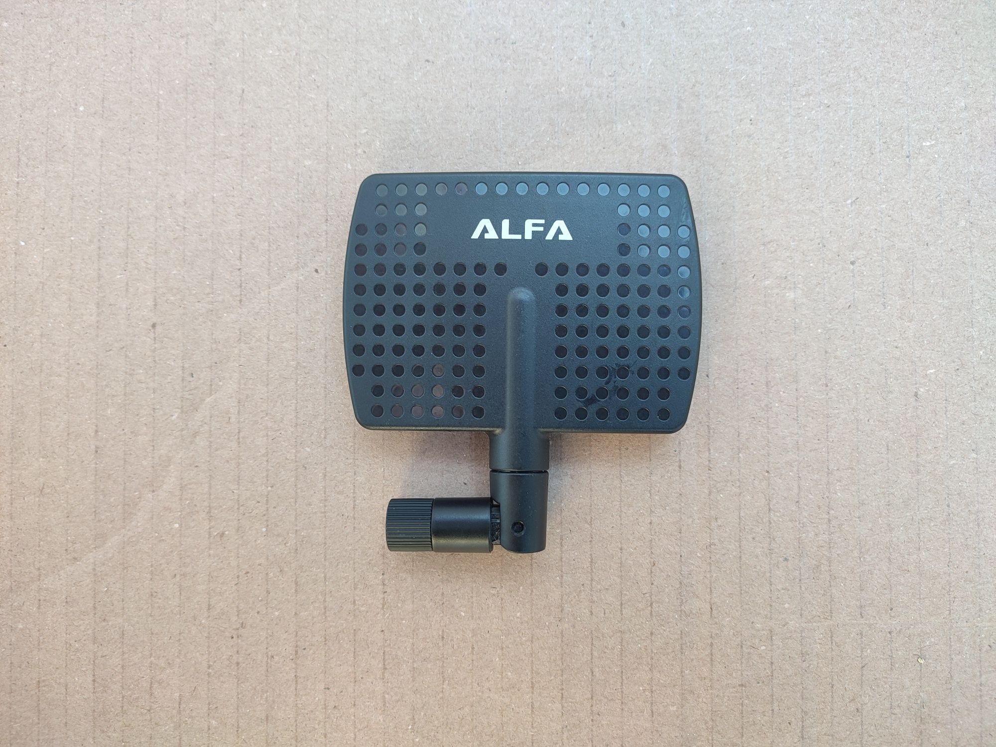 Antena Direcional ALFA APA-M04 2.4Ghz Wi-Fi 7dBi Cascais E Estoril ...