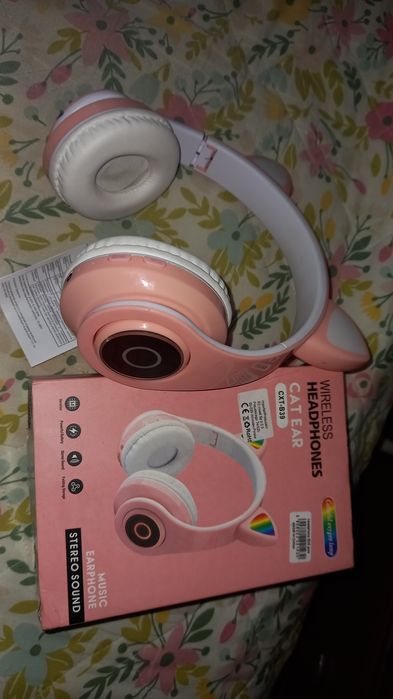 Безпровідні дитячі навушники Cat Ear CXT - B39: 370 грн. - Навушники ...