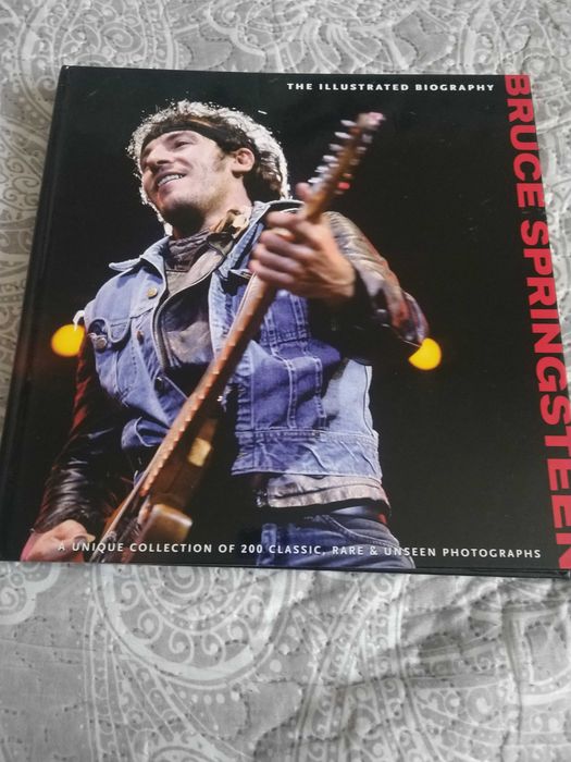 Bruce Springsteen: The Illustrated Biography NOWA Wrocław Fabryczna ...