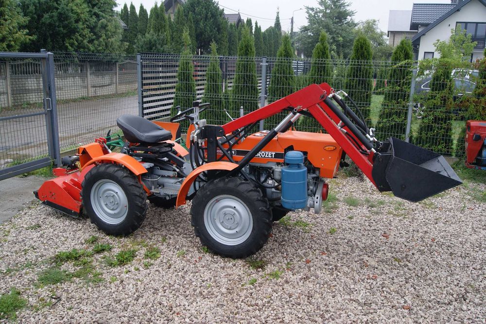 TZ-4K-14 traktorek ogrodniczy ładowarka zamiana tv521 kubota avant Osiny • OLX.pl