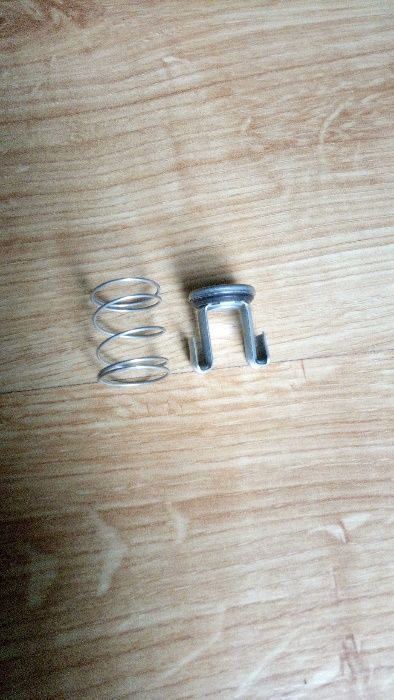 Zaworek zawór podstawy filtra oleju Mercedes 1,8 kompressor m271 Dobra ...