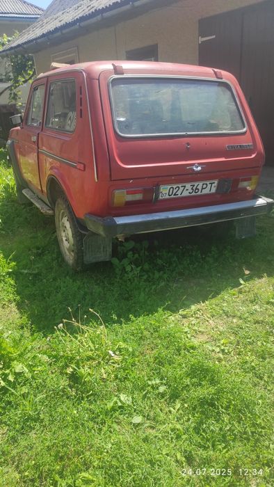 Нива Ваз-2121...: 650 $ - ВАЗ Свалява на Olx