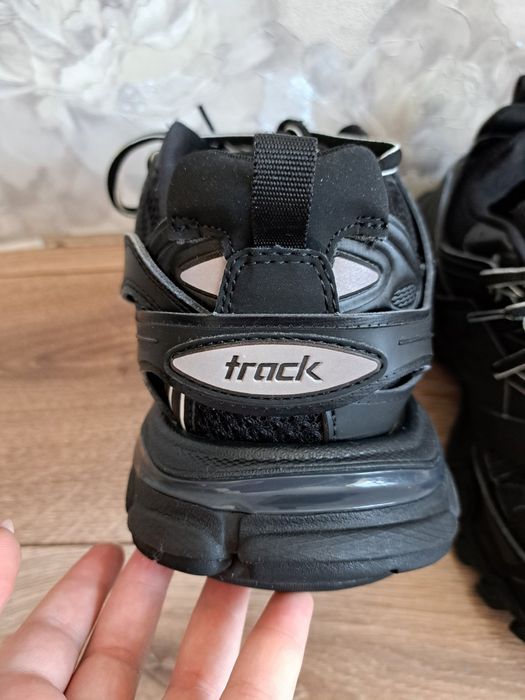 Balenciaga Track 39 розмір (можливий торг): 7 500 грн. - Кросівки для ...
