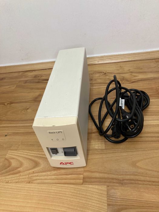 Zasilacz Awaryjny UPS APC Back-UPS 400 Rzeszów • OLX.pl