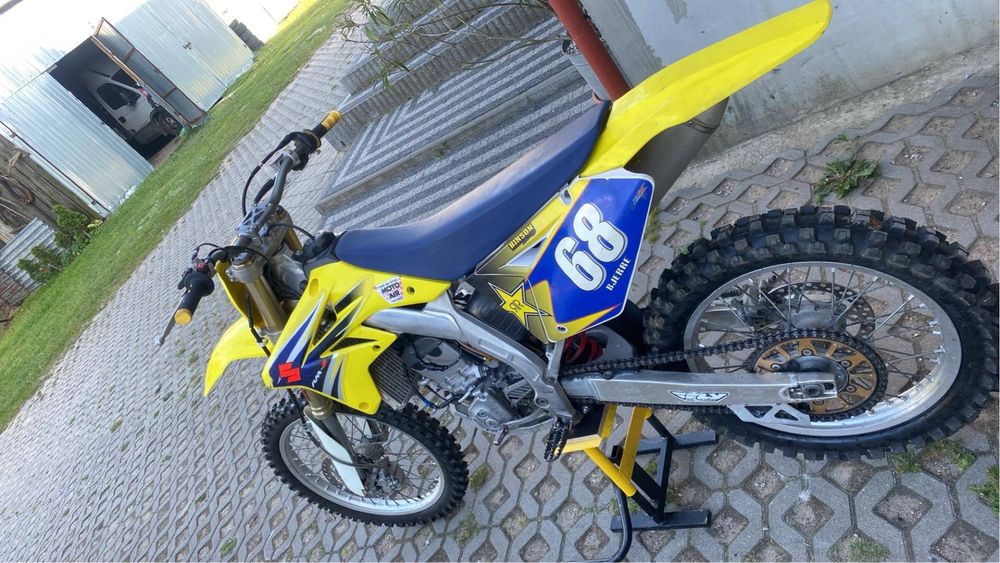 Suzuki RMZ 250 nowe opony Milew • OLX.pl