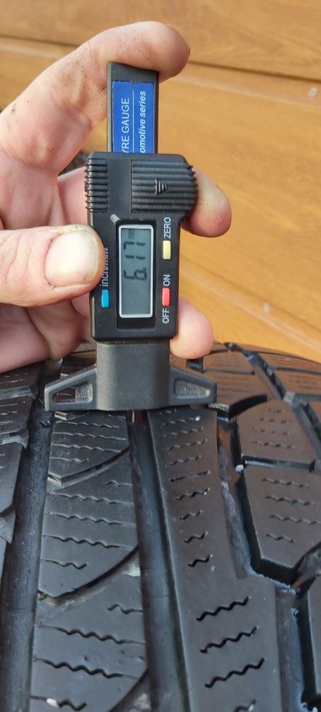 225 60 R17 SUV Zimówki z KIA Sportage 3, 6 mm bieżnika Sieciechowice ...