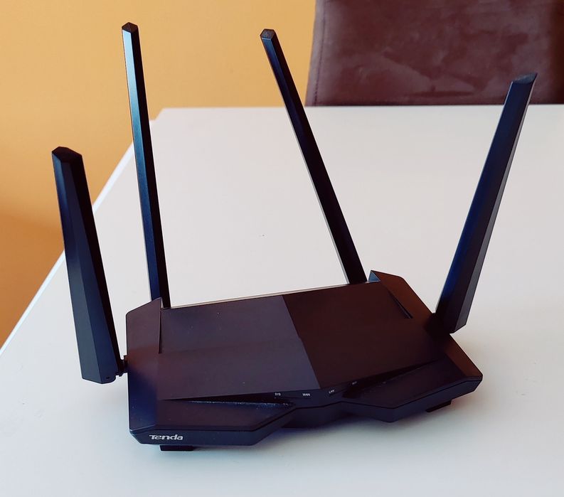 Tenda AC10U Smart Dual Band Gigabit Router WiFi AC1200 Moreira • OLX ...