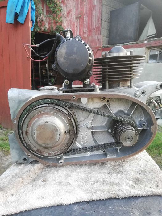 Silnik, Junak m10 Ruda Żmigrodzka • OLX.pl