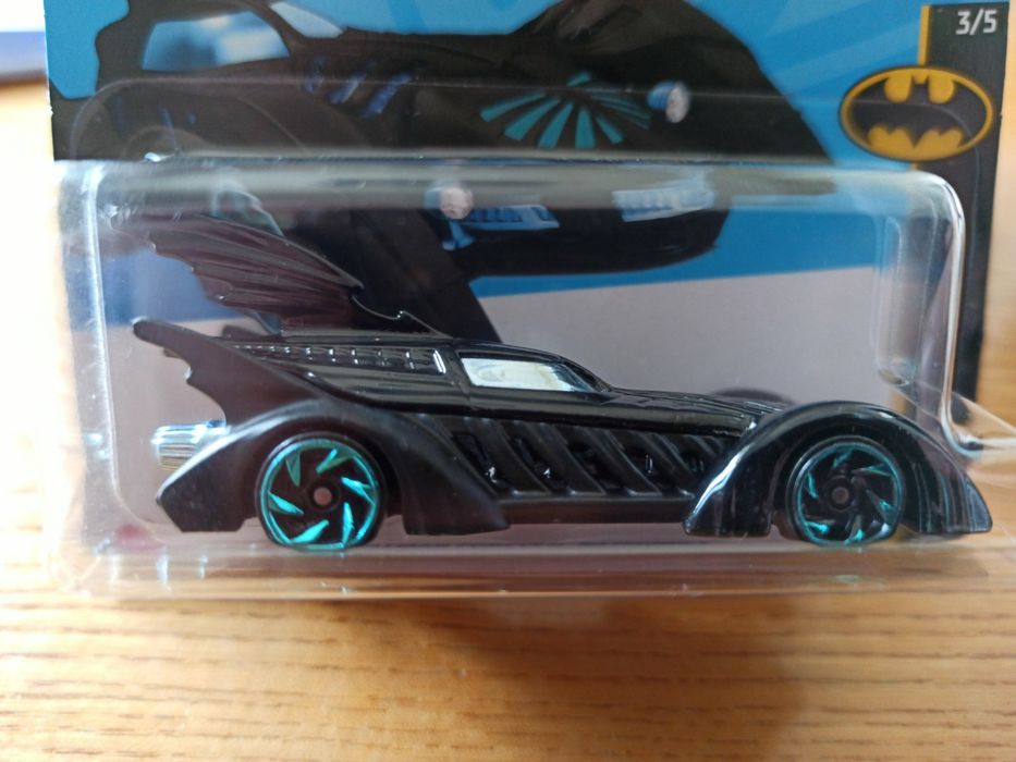 Hot Wheels treasure hunt, TH, batmobile. Batman forever 2024.: 175 грн ...