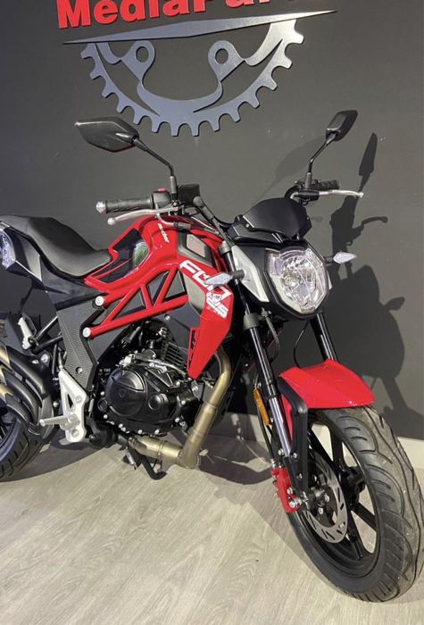 Macbor Fun 125 Plus nova Creixomil • OLX Portugal