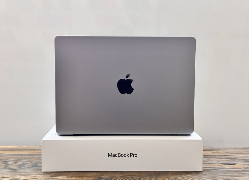 Apple MacBook Pro 16 M1 Pro: 40 000 грн. - Ноутбуки Запоріжжя на Olx