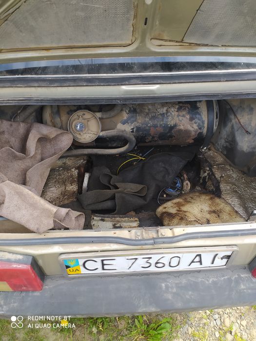 Продам ваз 2199 дивіться уважно фото: 400 $ - ВАЗ Чернівці на Olx