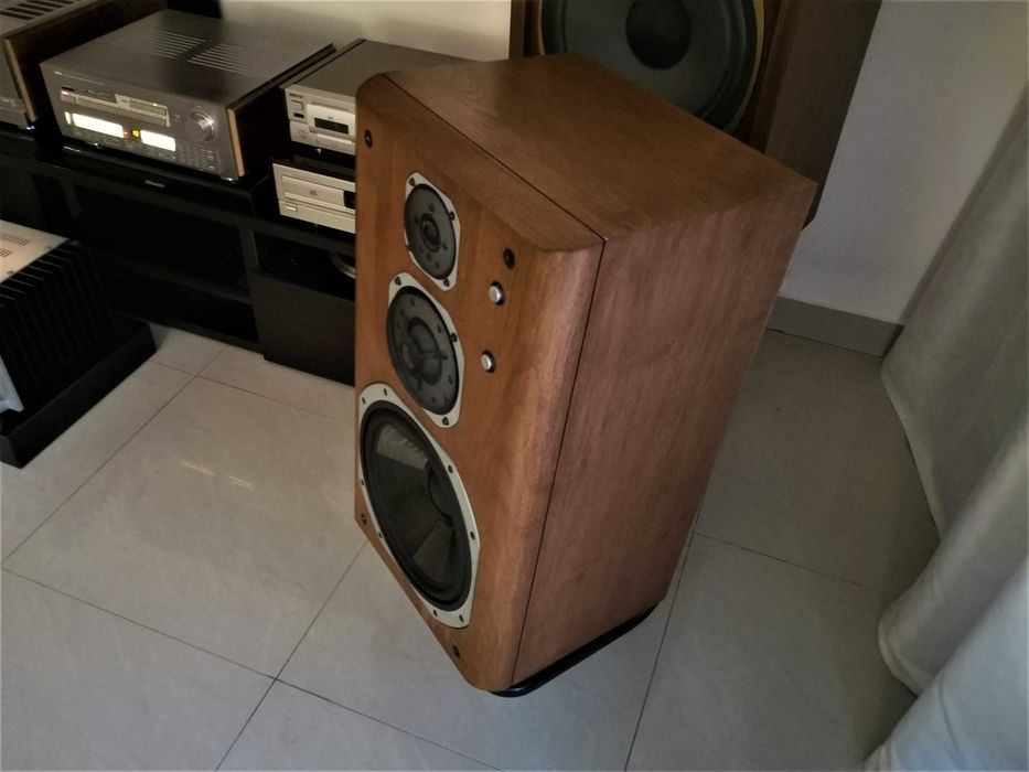 Kolumny. Monitory Yamaha NS 2000. Najwyższy model. Pomiechówek • OLX.pl