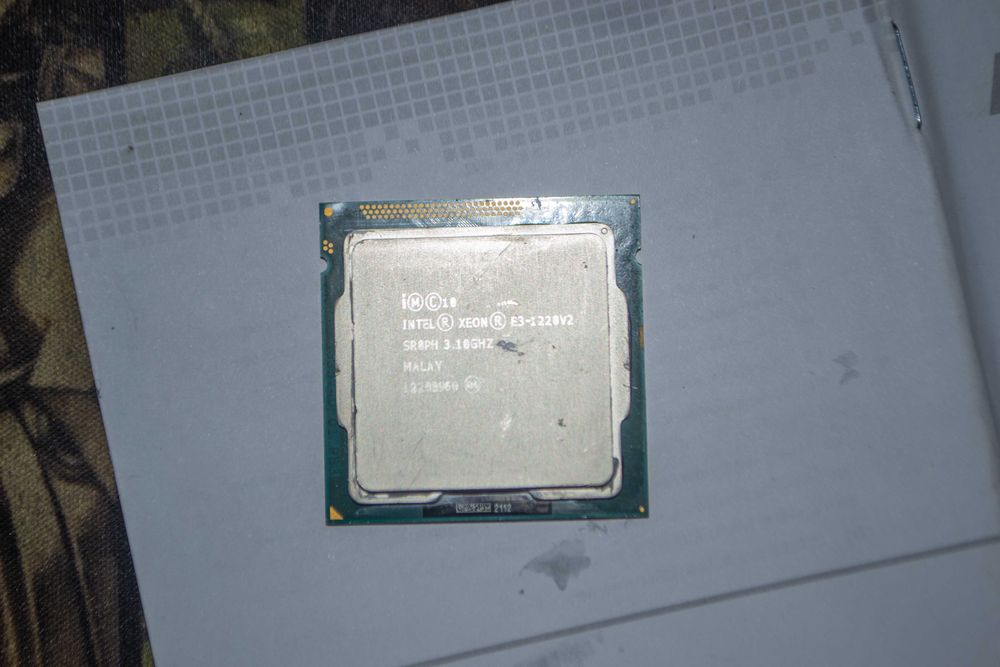 Комплект Intel Xeon E3 1220v2 та Gigabyte GA-B75M + 16 Ram + Башта: 2 ...