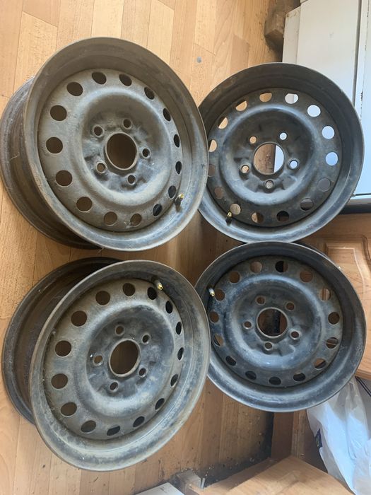 Диски металеві 5 114,3 r15: 500 грн. - Диски Київ на Olx