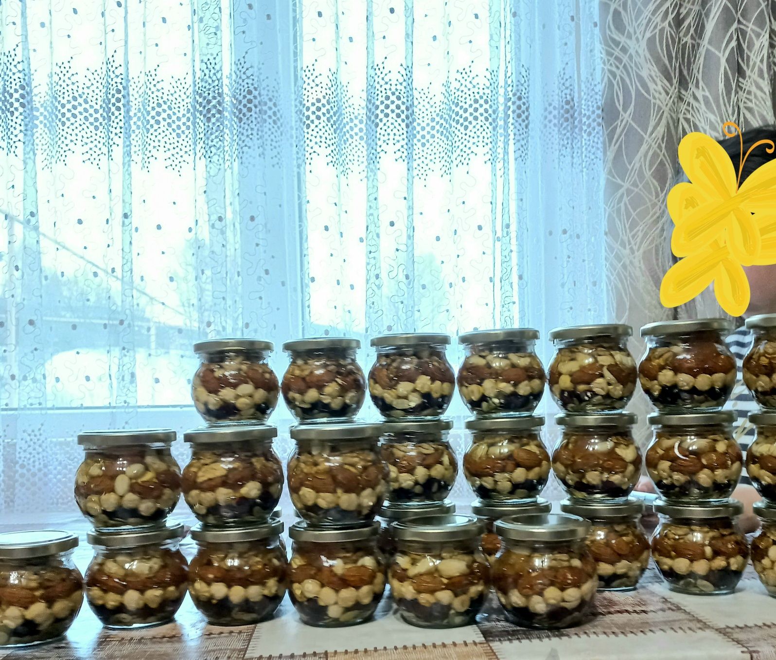 Горішки в меду.Карпатський продукт.: 80 грн. - Продукти харчування ...