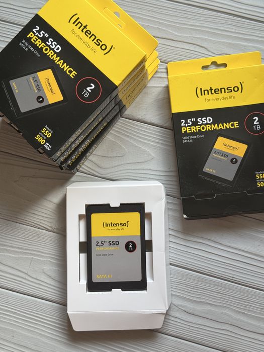 SSD 2TB intenso HDD 4 tb: 3 500 грн. - Внешние накопители Кривой Рог на Olx